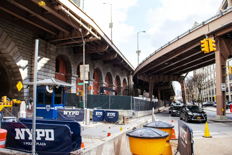 Project Spotlight: Rehabilitation of the Brooklyn Bridge - EnTech Engineering